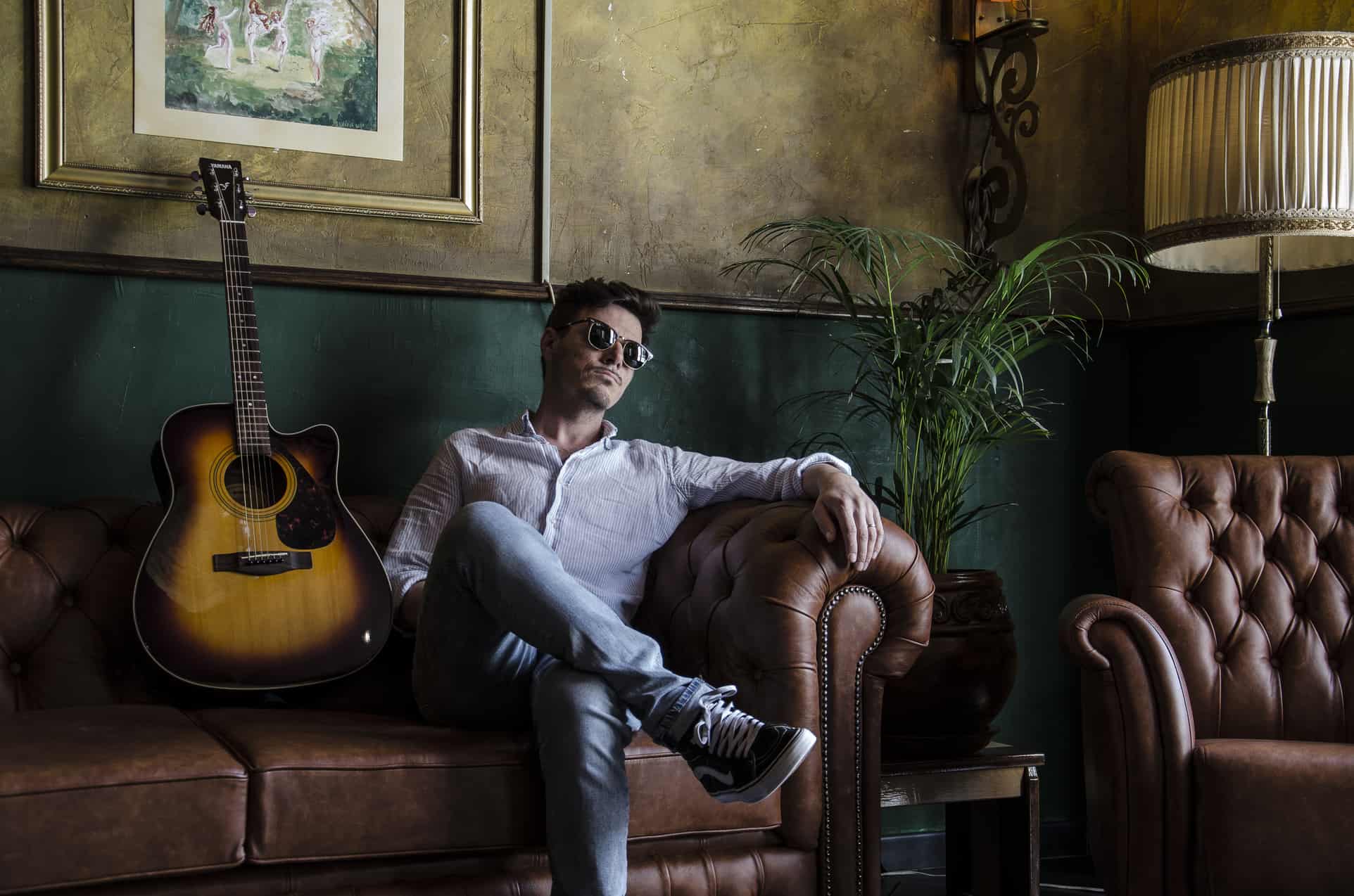 David Matići je prešao čak 500km kako bi vam predstavio svoj novi singl ...